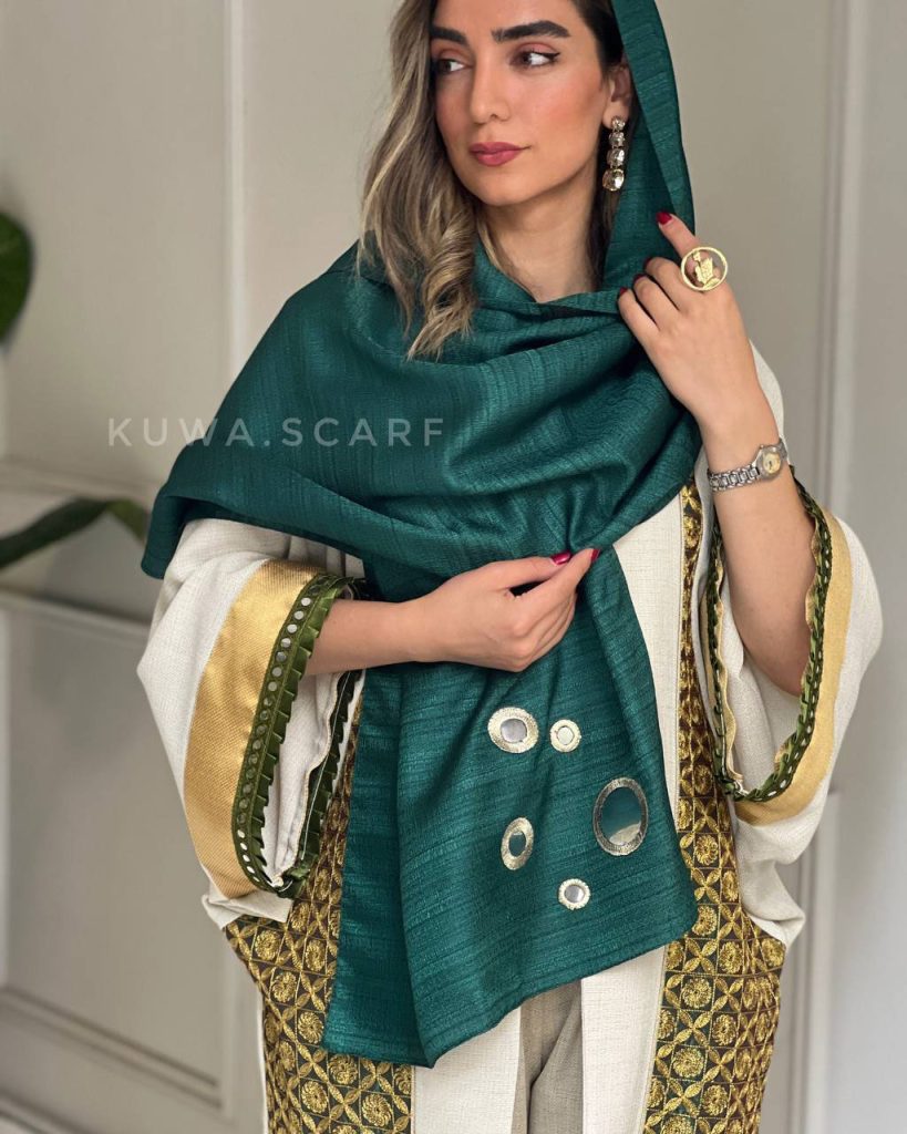شال تافته سبز با اکسسوری آینه – مزون کوآ